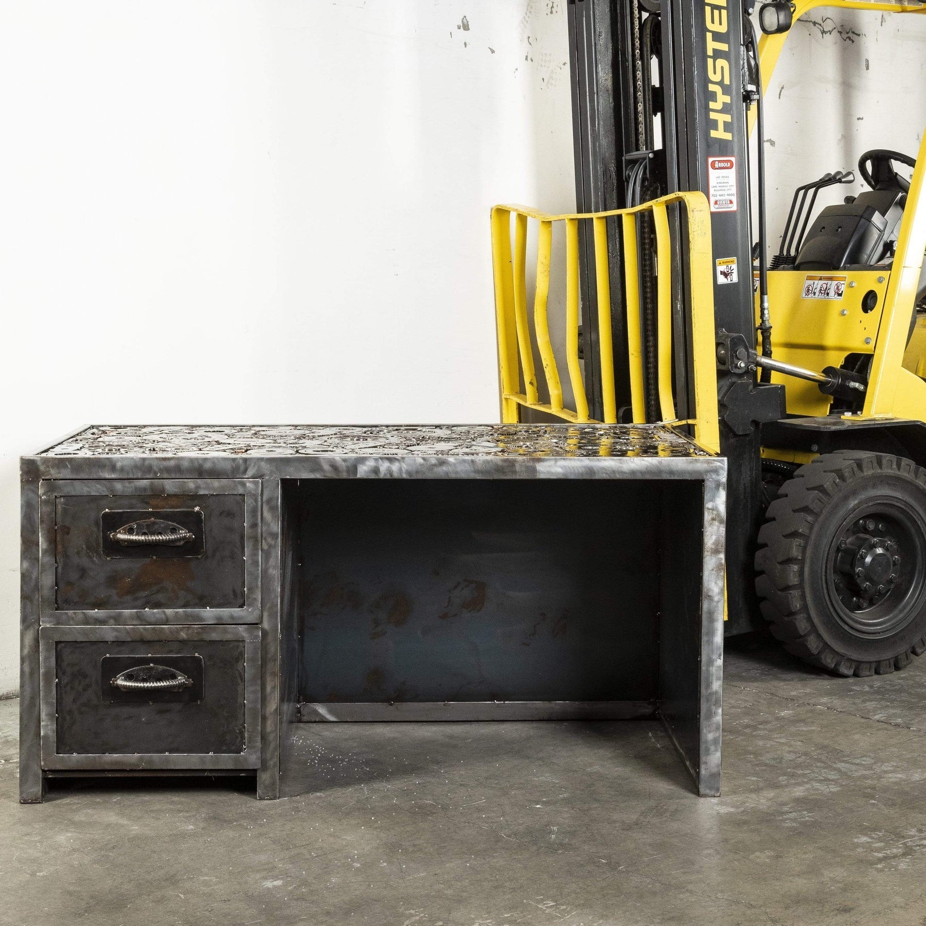 Industrial Executive Gear Desk made with Recycled Scrap Metal – Xformerz